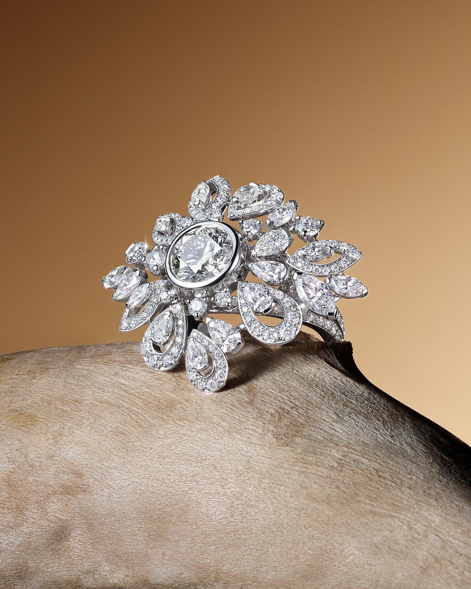 Jacaranda Bloom High Jewellery Set | Diamond & Enamel Elegance Inspired by Nature | De Beers AT